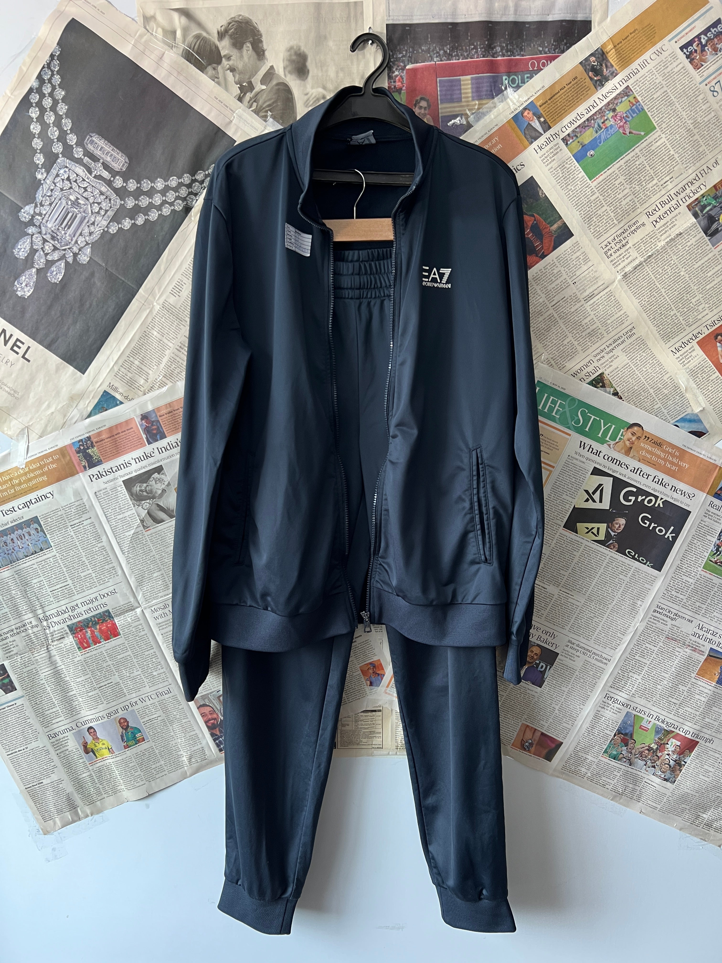 Armani® Medium | Chest 22 | Space Blue | Tracksuit – Authentic Maal